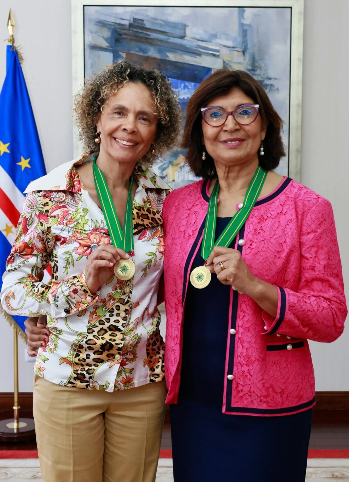 PR de Cabo Verde distingue Cristina Duarte e Helena Semedo com a Ordem ...