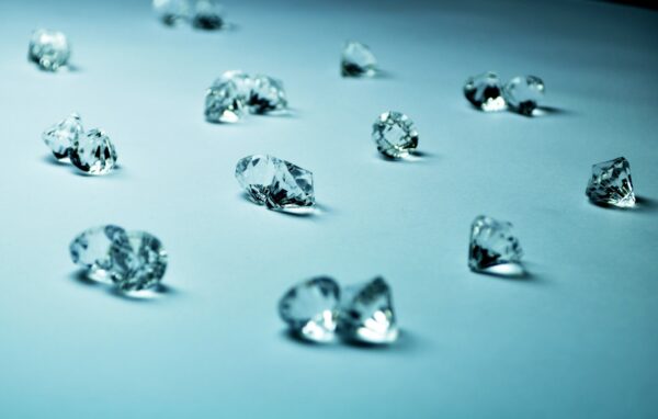 Angola exporta 17,2 milhões de quilates de diamantes em 2025 - Forbes ...