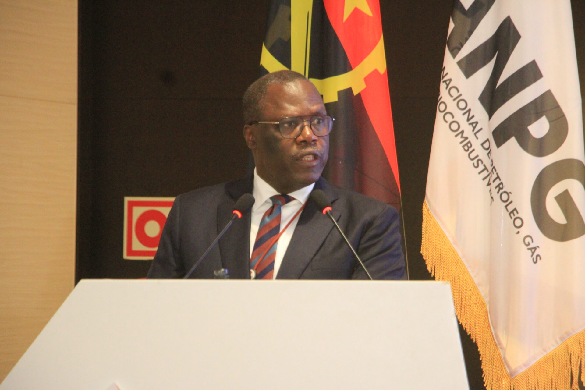 Cabo Verde tem novo salário mínimo - Forbes África Lusofona